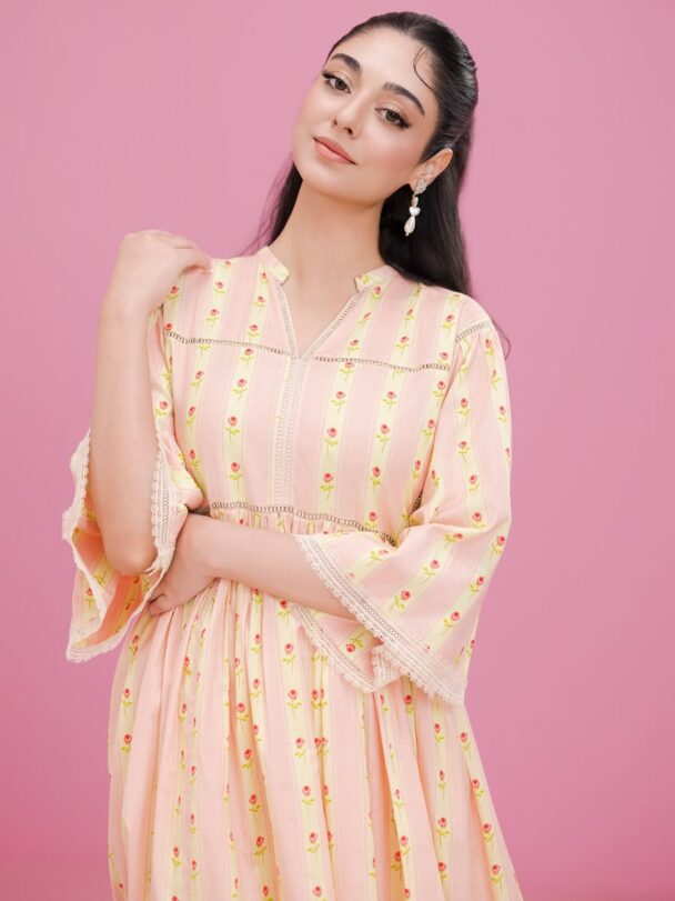 Meet Pakistani Singer Noor Zafar Khan - The 50 Reality Show